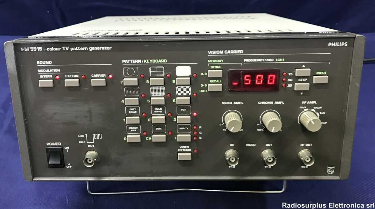 Color TV Pattern Generator PHILIPS PM 5515 Generatore video NTSC e PAL