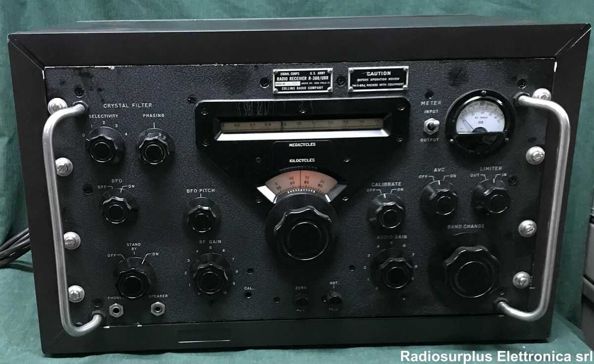 Radio Receiver U-S-ARMY R-388/URR Ricevitore a copertura continua da 0 ...
